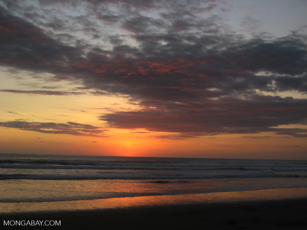 Sunset in Dominical [costarica-096]
