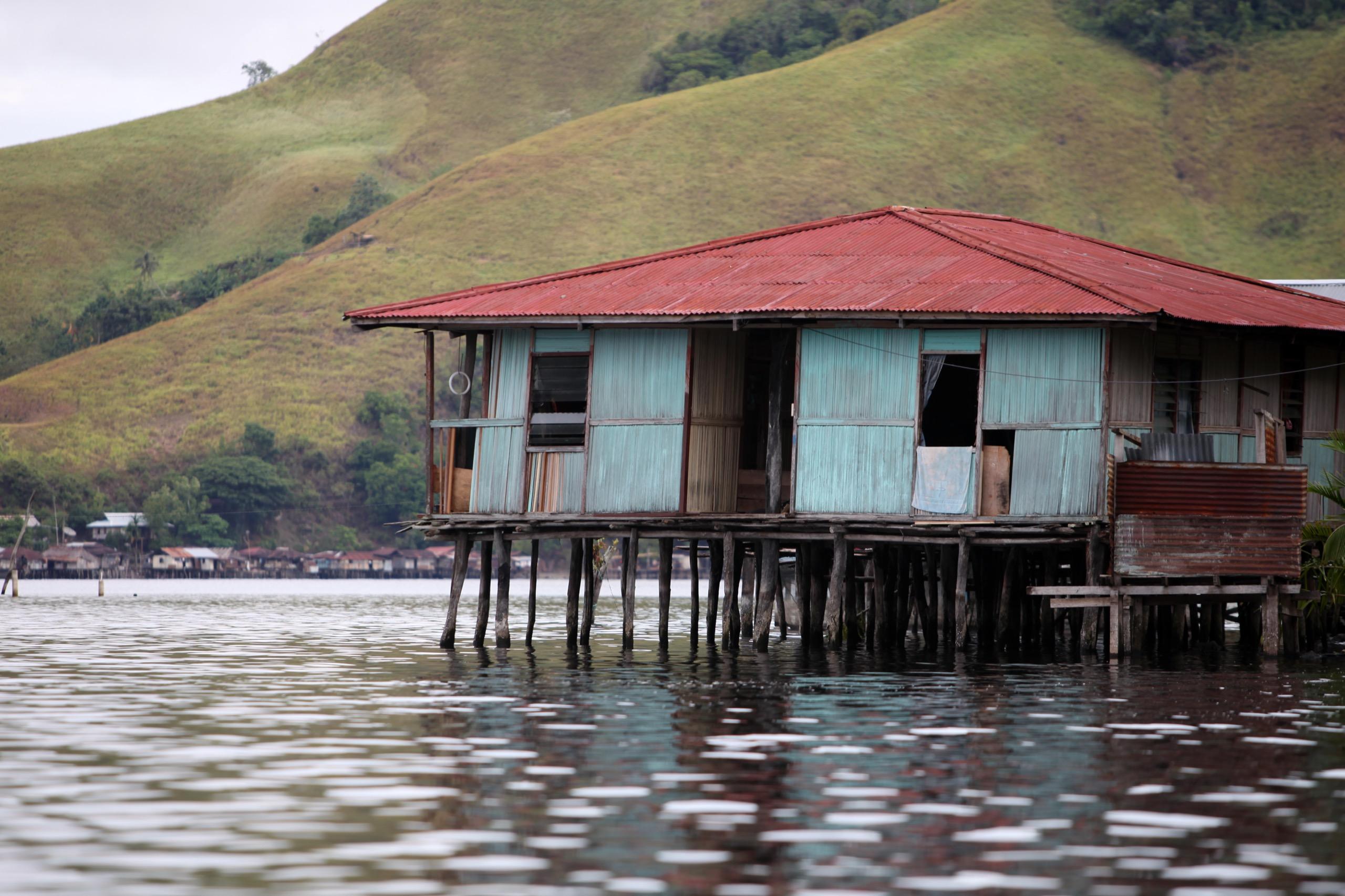 Stilt Houses In Kampung Ayapo Lake Sentani Papua Stilt Houses Papua