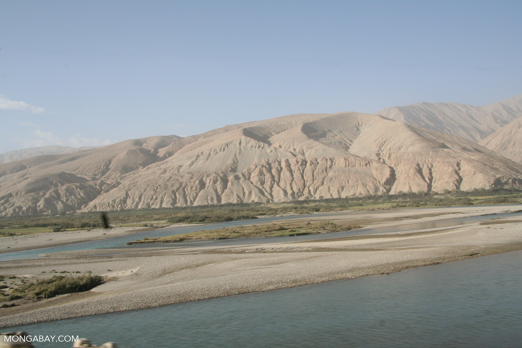 Kunlun mountain valley river